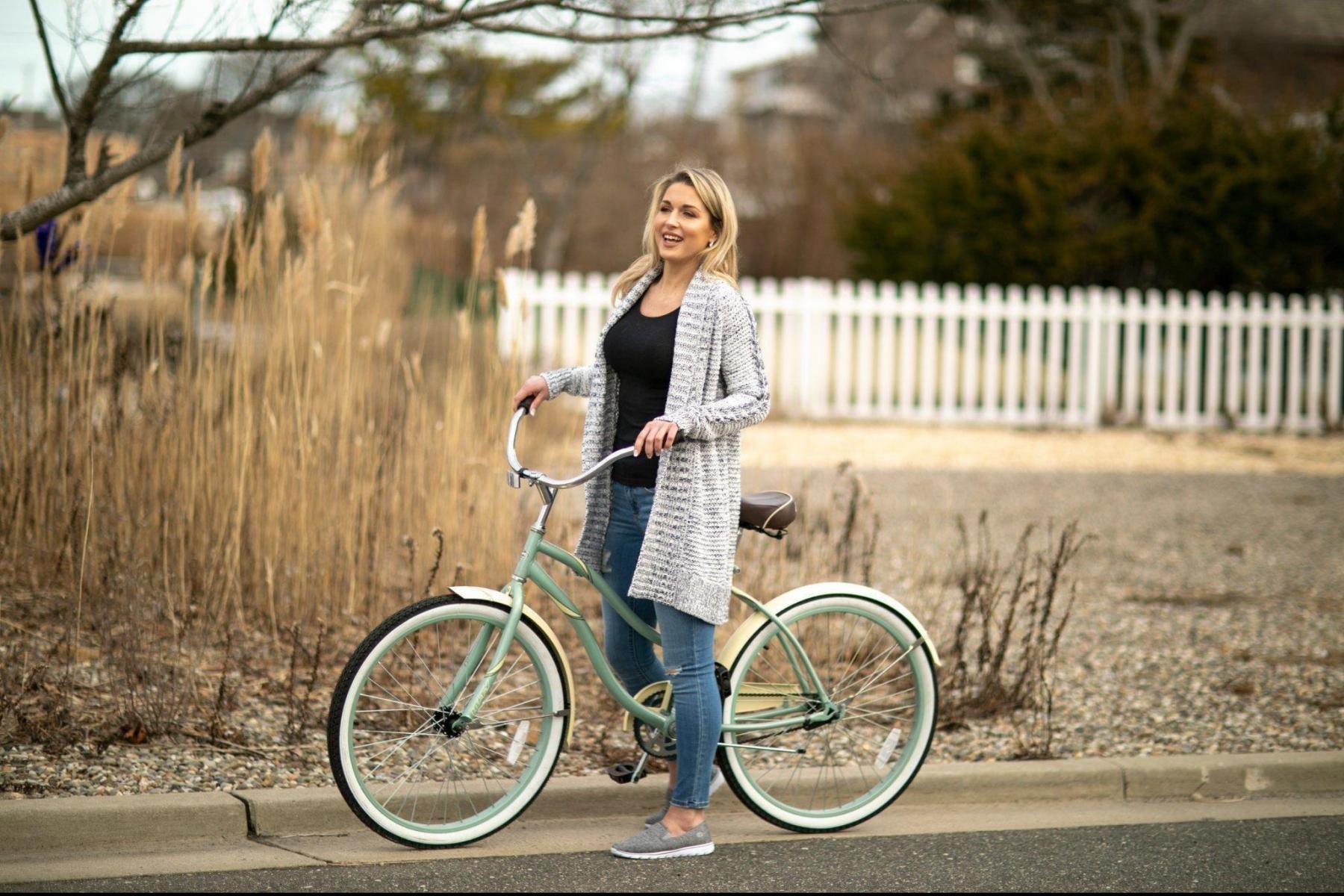 ASHLEY KOZIOL | Axis Models and Talent Inc.