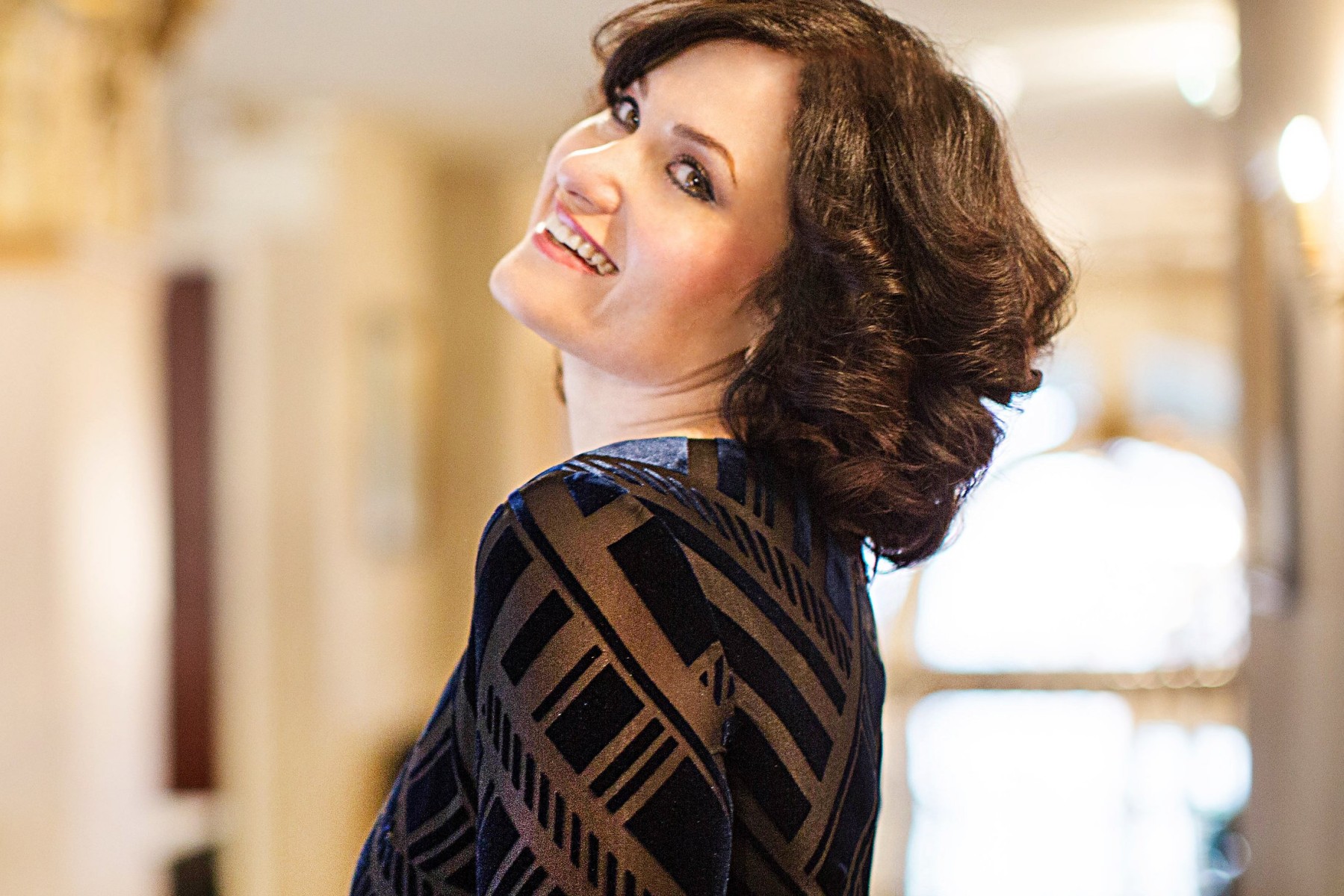 SHERRI KELLY | 3 | Axis Models and Talent Inc.